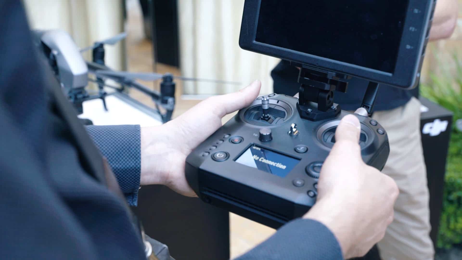 Dji Cendence il nuovo radiocomando per droni | Drone Blog News